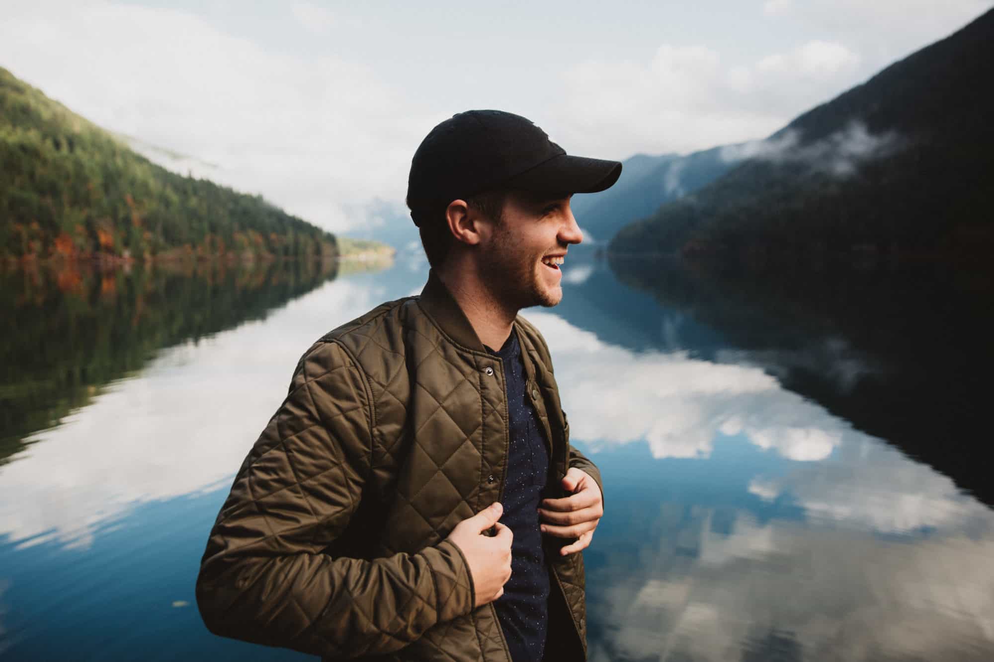 7 Fall Jackets To Wear In The Pacific Northwest - The Mandagies