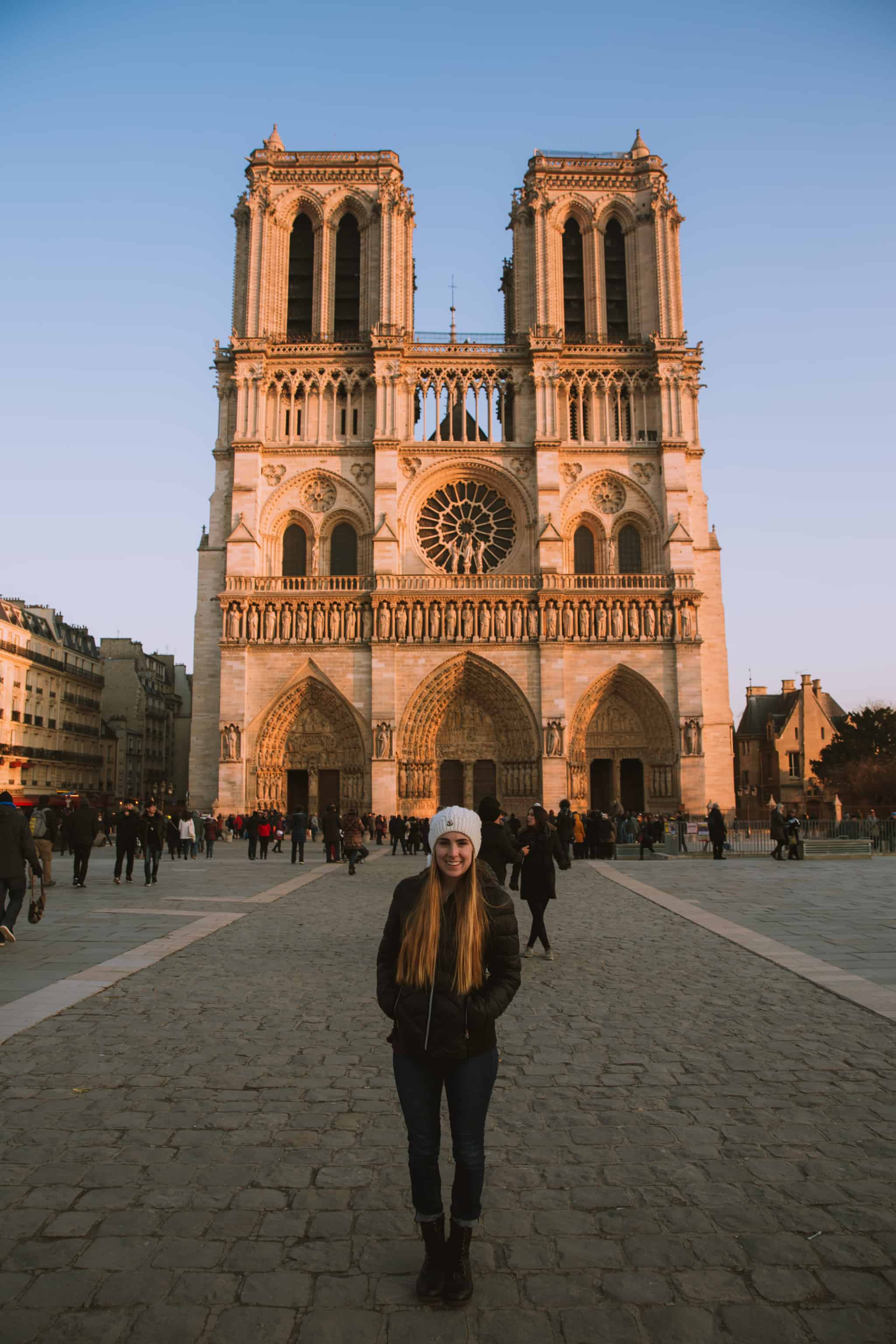 10 Iconic Instagram Spots in Paris - The Mandagies