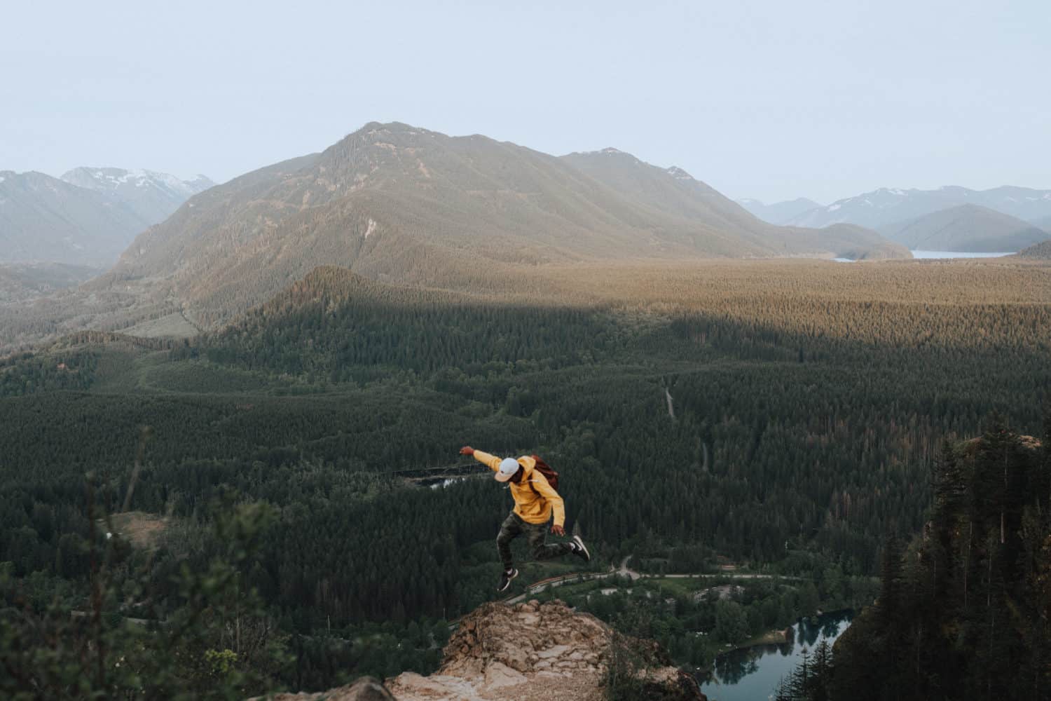 A Spontaneous Hike To Rattlesnake Ledge - The Mandagies