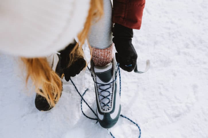 10 Epic Things To Do In Canmore in Winter (Nearby Banff!) - The Mandagies