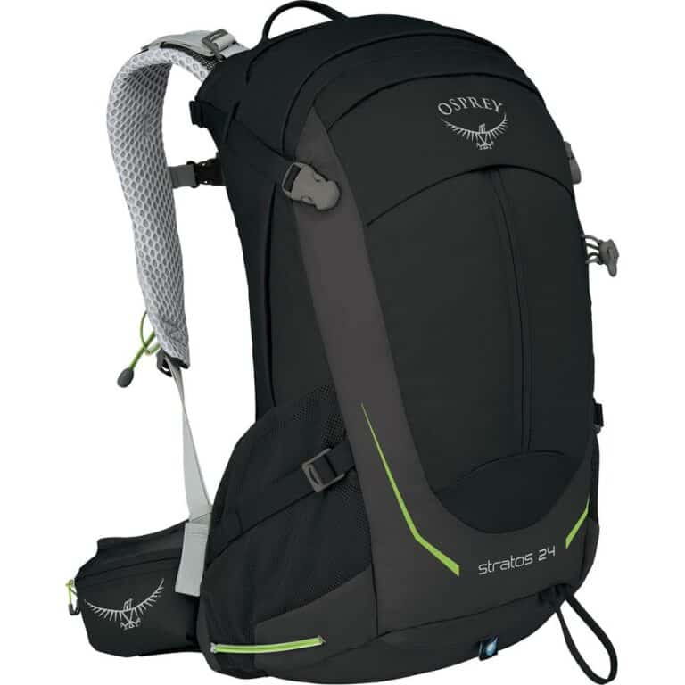 The Ultimate PNW Packing List (For All Seasons) - The Mandagies