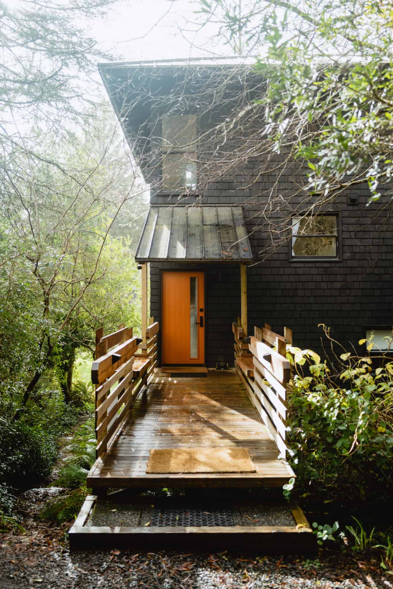 Stay At The Oregon Coast Modern For a Dreamy Ocean Escape - The Mandagies