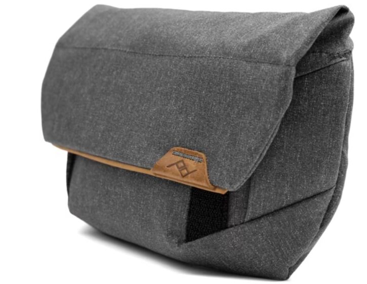 The 14 Best Fanny Packs For Hiking and Outdoor Adventure - The Mandagies