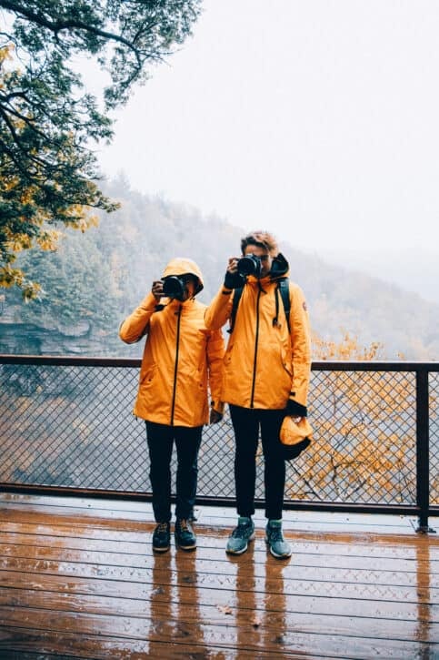 15 Essential Tips For Hiking In The Rain - The Mandagies