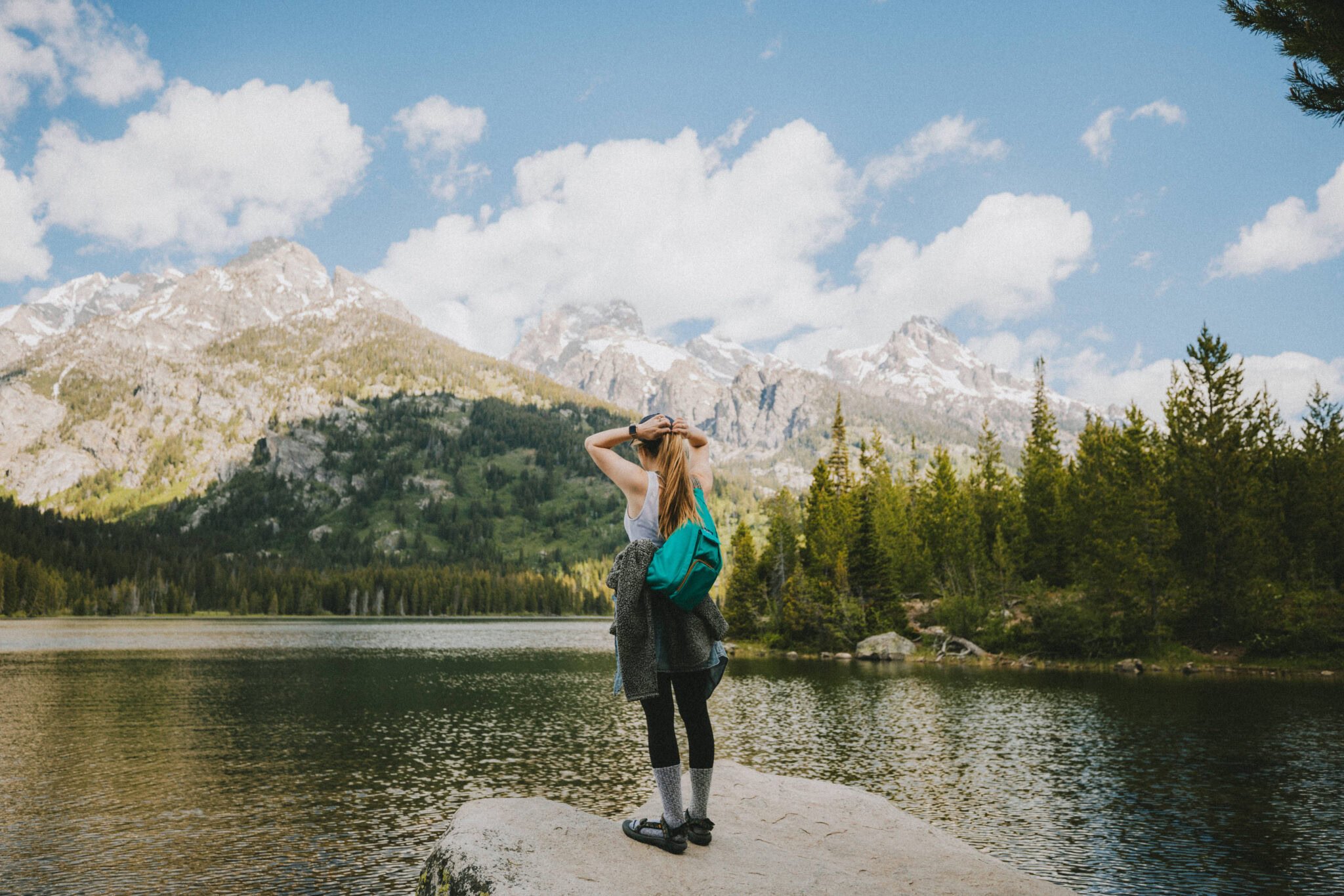 16 Essential Hiking Tips for Beginners - The Mandagies